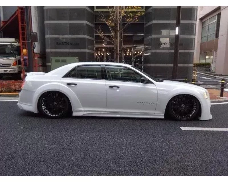 VeilSide 2011-2020 Chrysler 300C Side Skirts (FRP) Pair for 2011-2018 ...